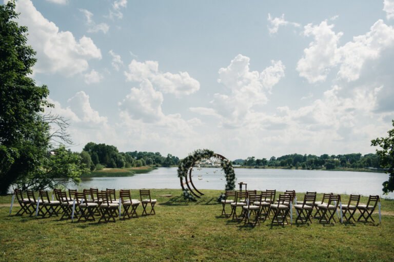 Ultimate Guide to Perfect Outdoor Lake Wedding Planning